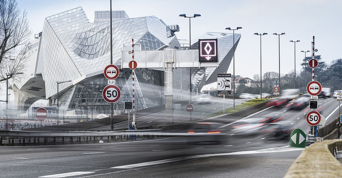 Voies de covoiturage : les contrôles radar débutent - La Métropole de Lyon